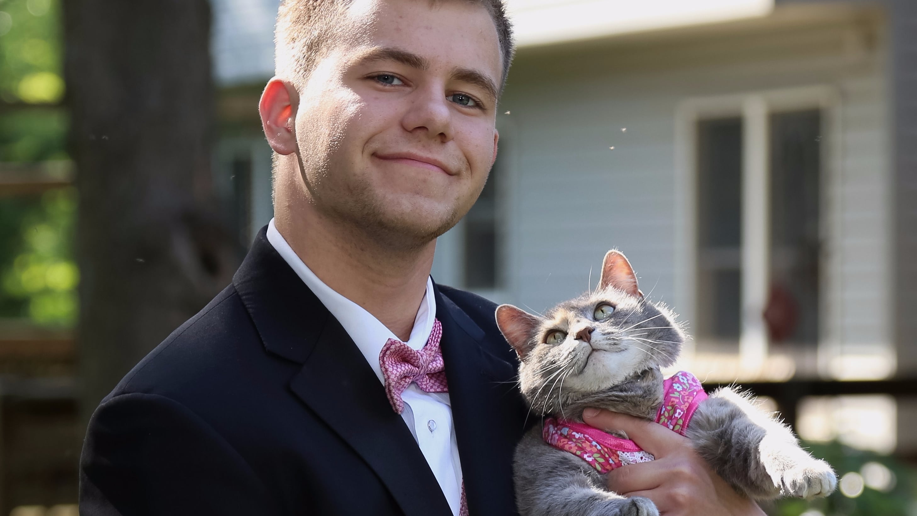 Teen Takes His Cat to Prom | POPSUGAR Pets