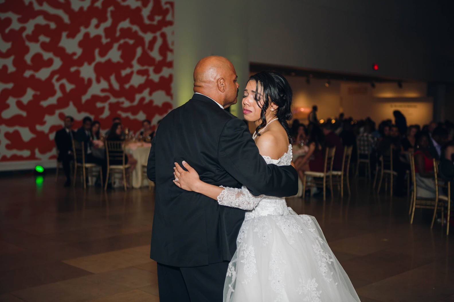 Wedding at an Art Museum | PS Love