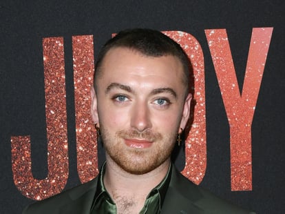 Sam Smith's Smoky Eye Makeup Look | POPSUGAR Beauty