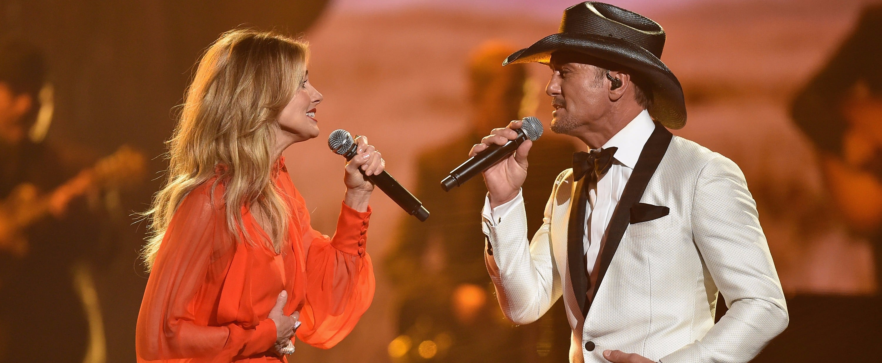 Faith Hill and Tim McGraw Performance at the 2017 CMA Awards | POPSUGAR ...