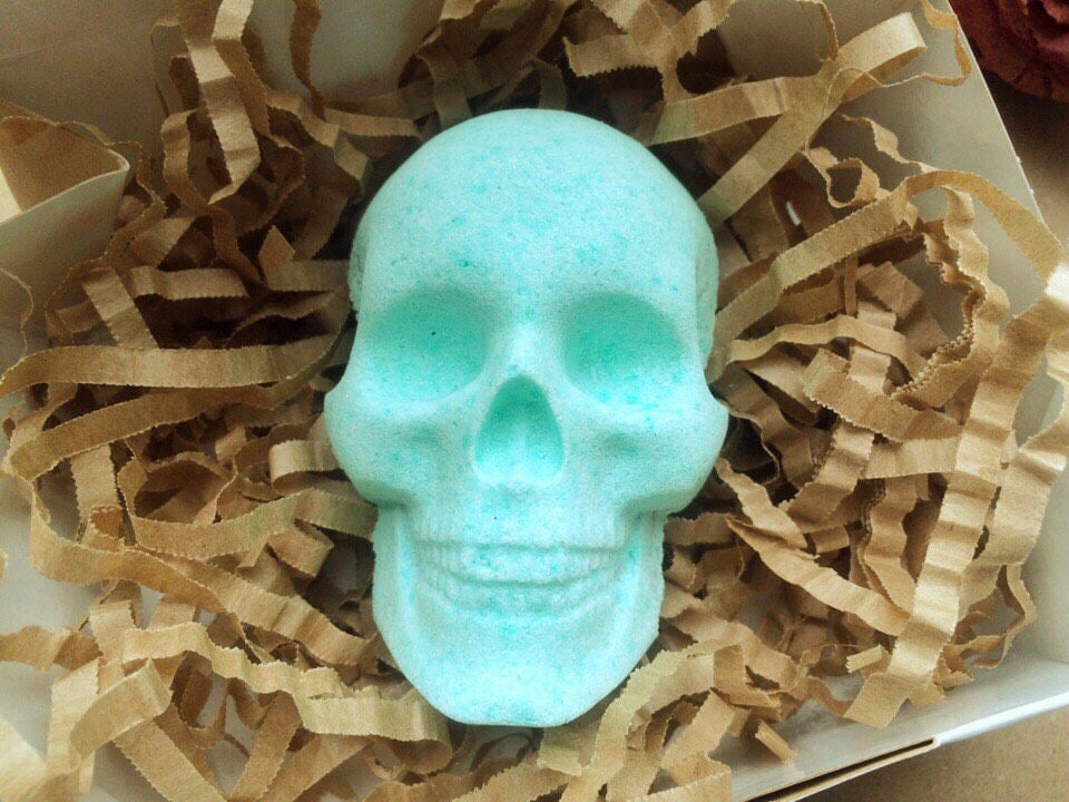 Best Skull Bath Bombs | POPSUGAR Beauty