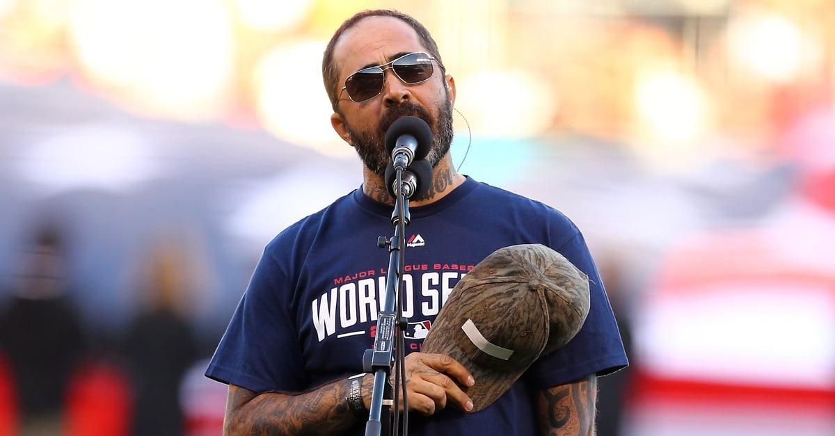 Aaron Lewis Singing the National Anthem | Video | PS Celebrity