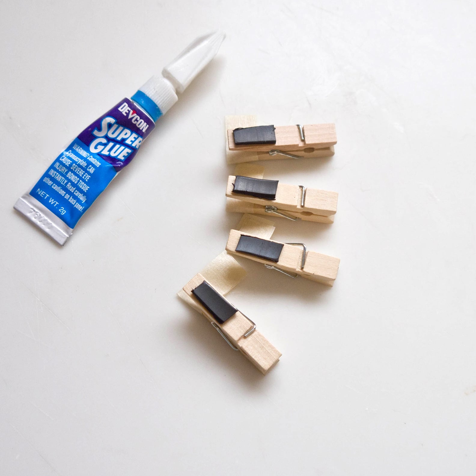 DIY Glitter Clothespin Magnets | PS Smart Living