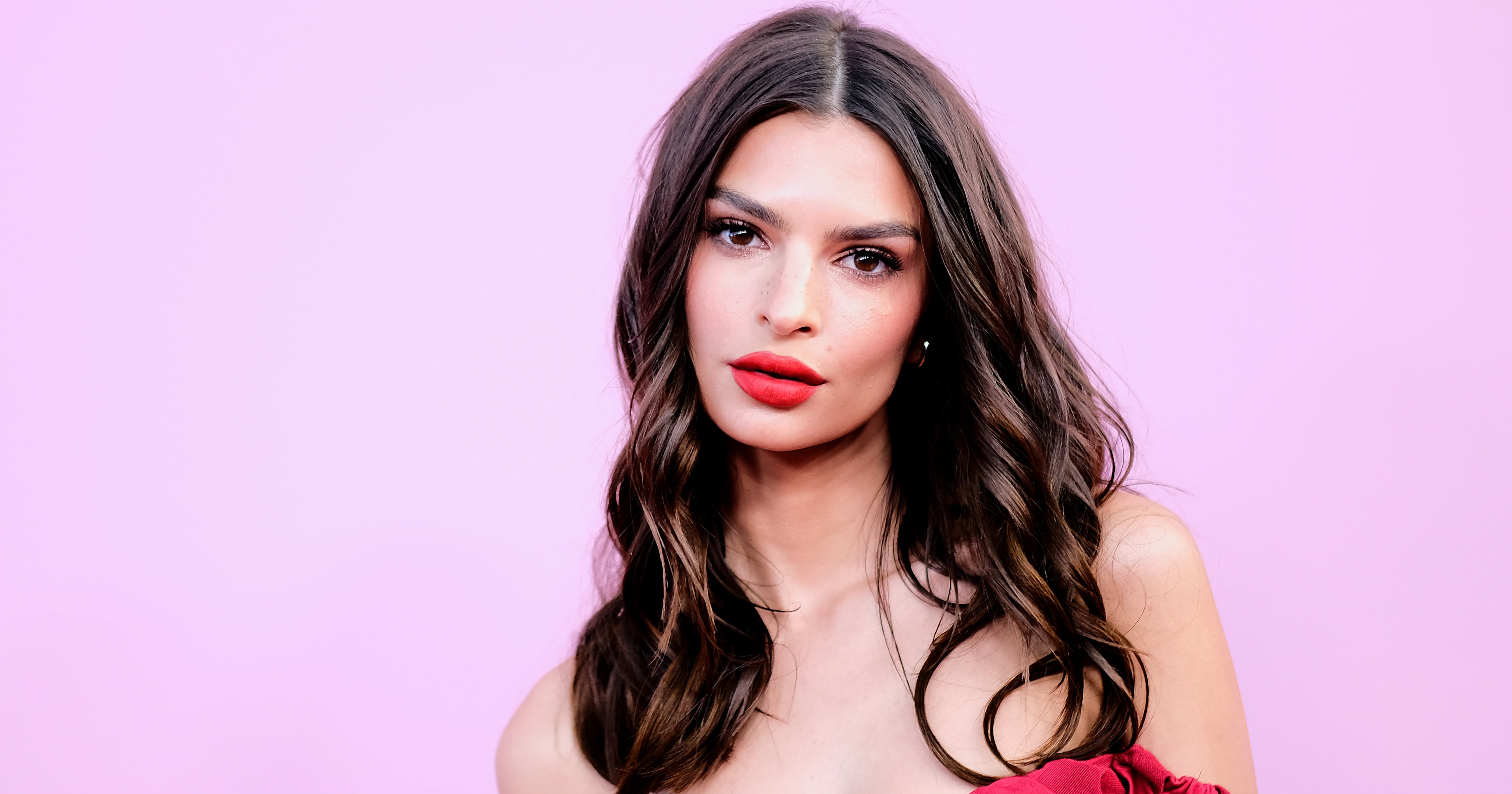 Emily Ratajkowski Wears a Pixie Haircut | POPSUGAR Beauty