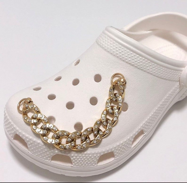 Nicki Minaj Wears Hot-Pink Crocs With Chanel Charms | POPSUGAR Fashion