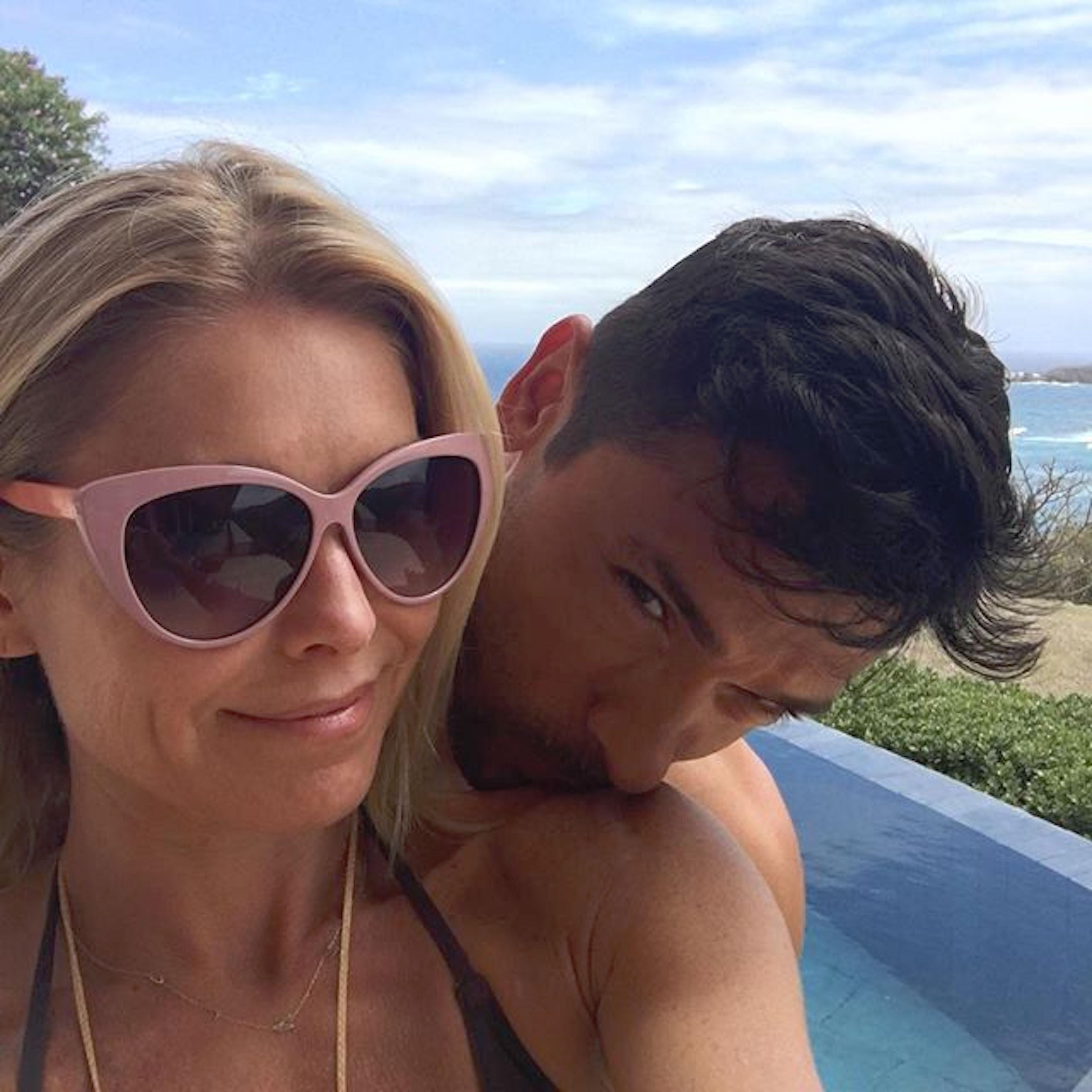 Where Does Kelly Ripa Go on Vacation? | PS Celebrity
