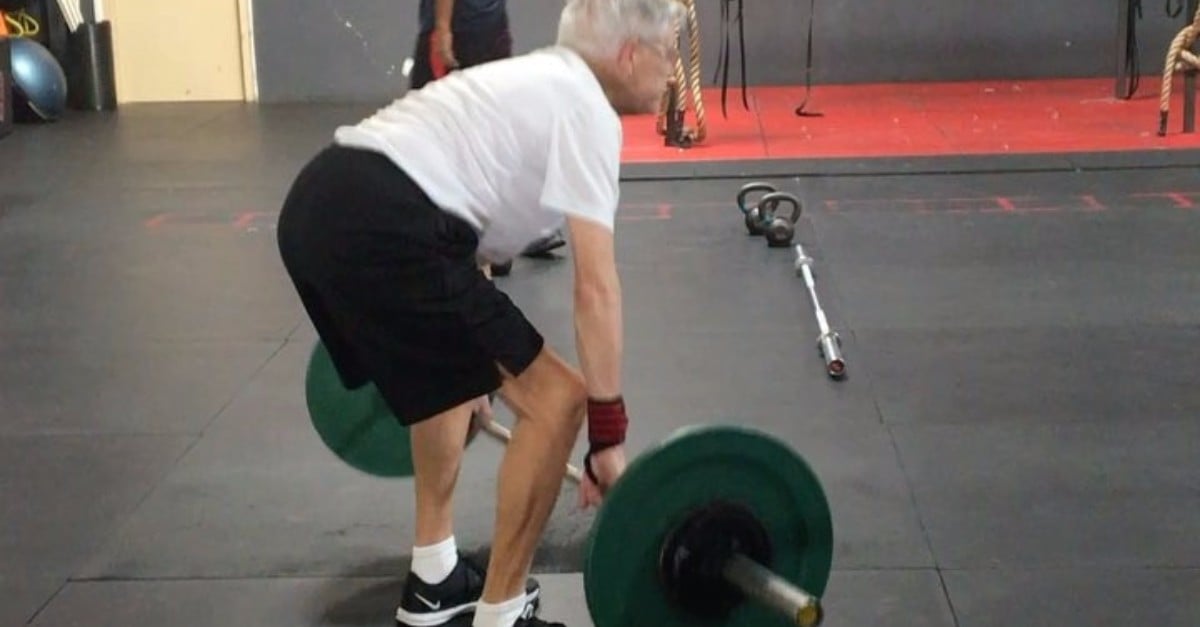 78-Year-Old Man Doing CrossFit | POPSUGAR Fitness