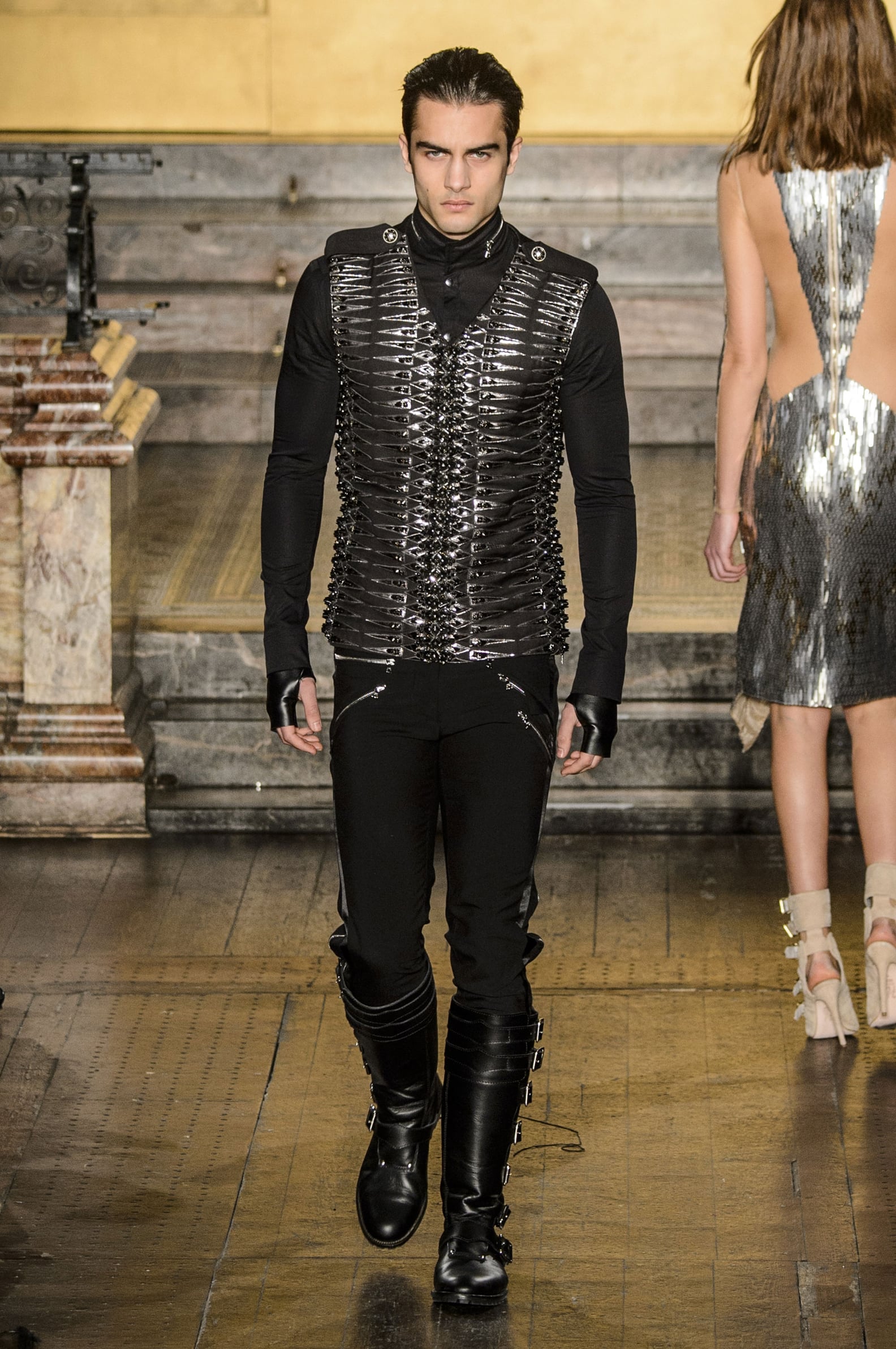 Julien Macdonald Fall 2016 Collection | PS Fashion