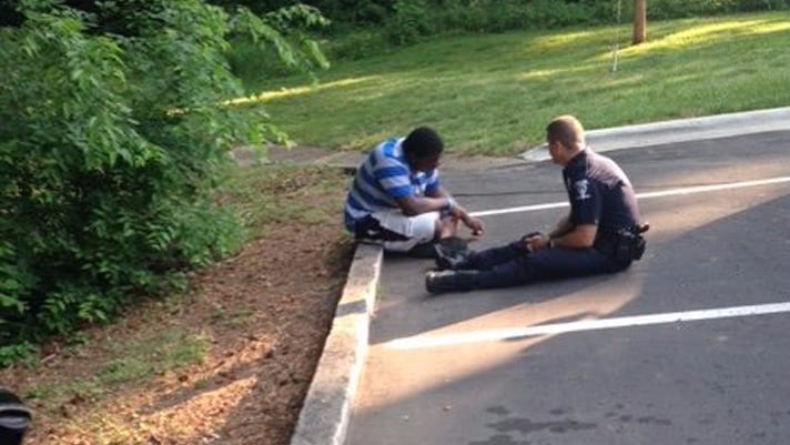 Officer Sits With Boy With Autism | PS News