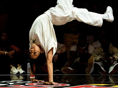 How To Dress Like A Breakdancer, According To Jeyna Ponce | POPSUGAR ...