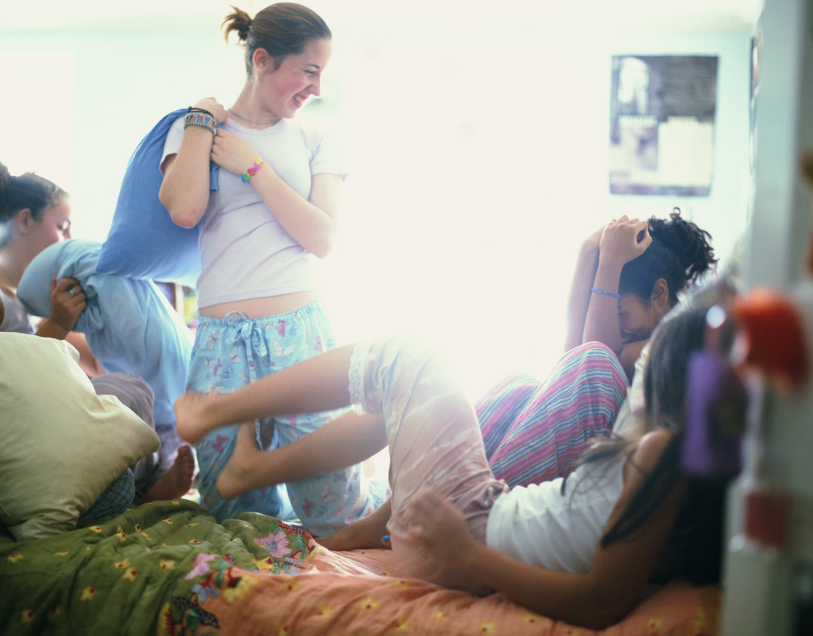 Things You Did at Sleepovers in the Early 2000s | PS Smart Living