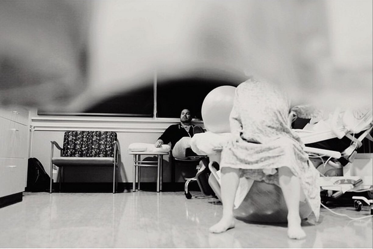 InstaBirthStory Real-Time Birth Photography on Instagram | PS Family