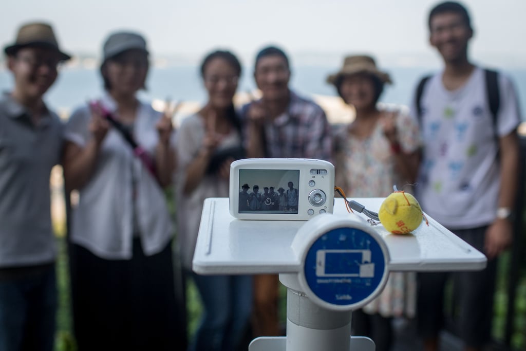 Selfie Stand in Japan | POPSUGAR Tech