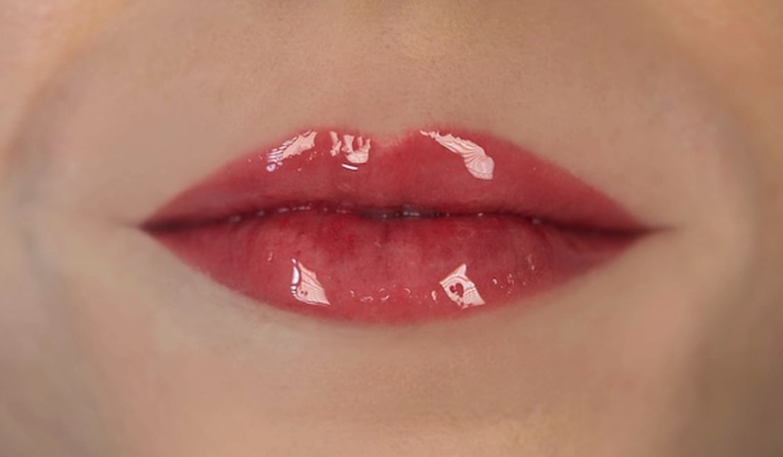 Lip Blush Tattoos: I Tried the Semipermanent Style | PS Beauty