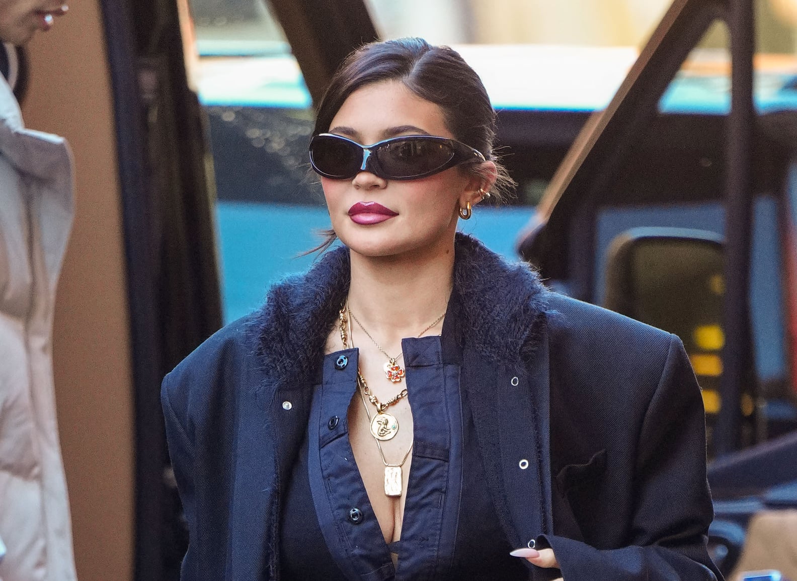 Kylie Jenner Wore a Black Cardigan and Jeans Shopping in NYC | PS Fashion