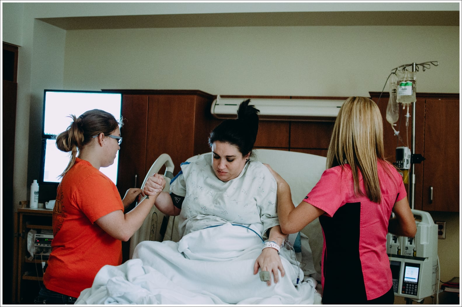 Joyful Birth Photos For a Family of Six | PS Family