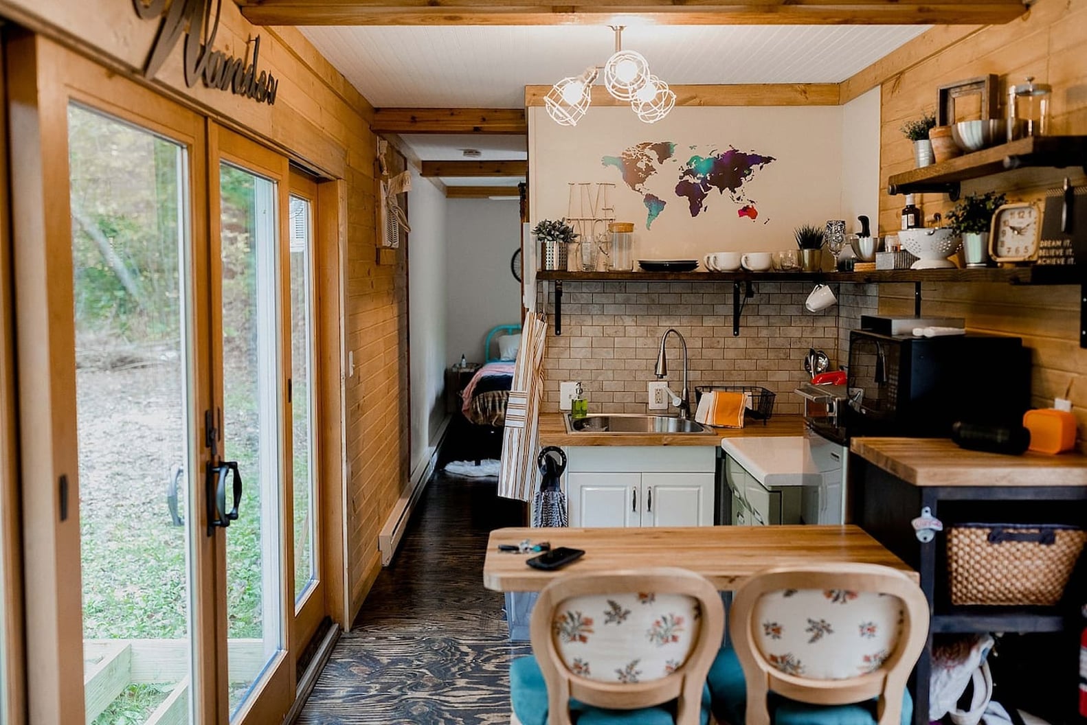 25 Tiny Home Vacations on Airbnb That Are Hugely Stunning | PS Smart Living