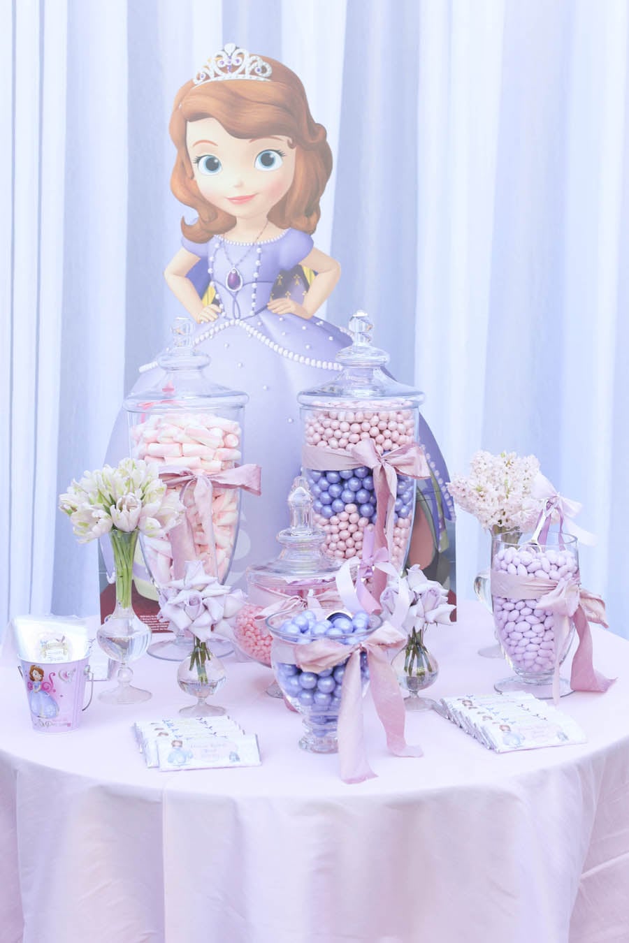 Sofia The First Cake Pops
