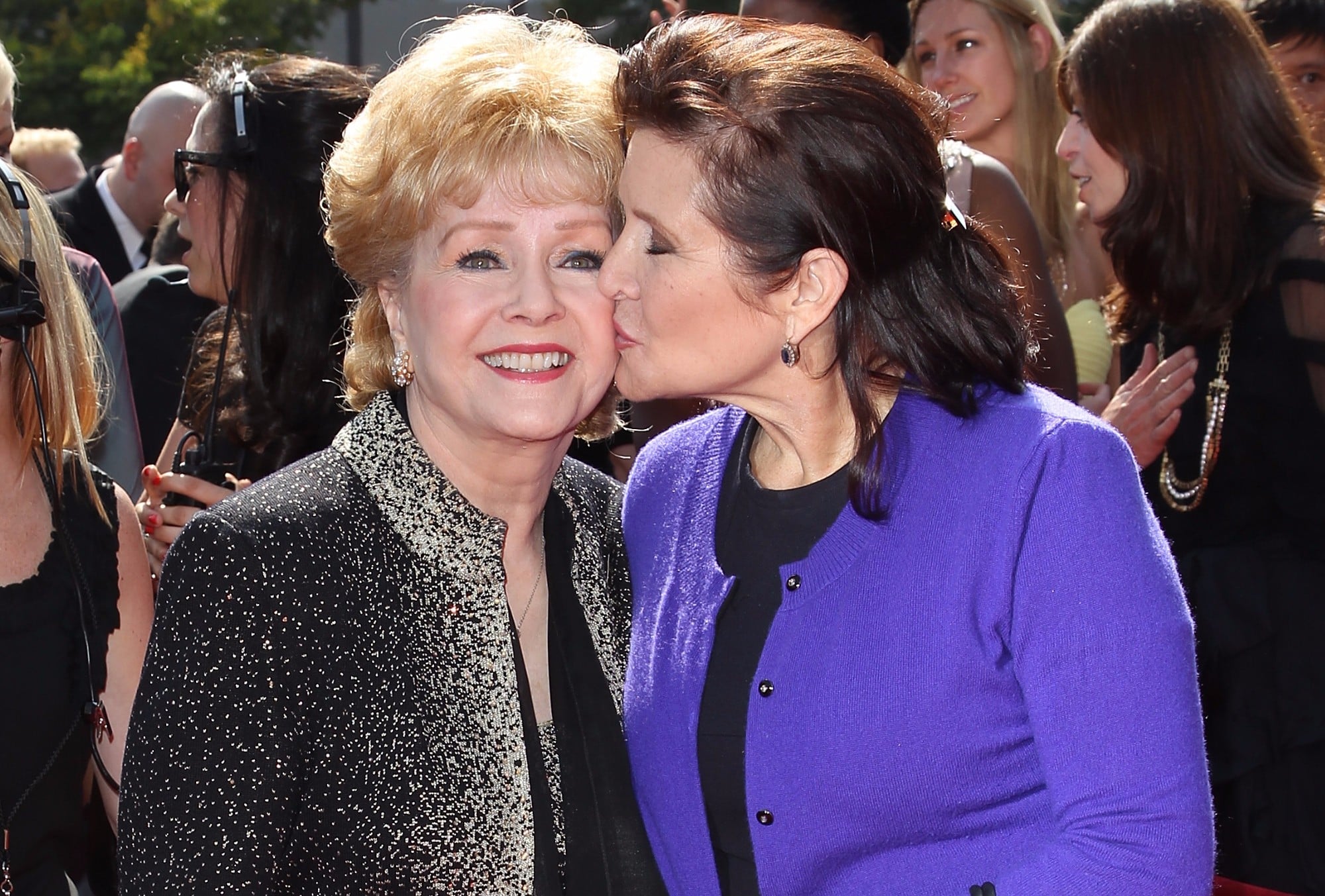 James Blunt's Song For Debbie Reynolds and Carrie Fisher | PS Entertainment