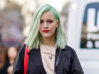 Green Hair Color Inspiration and Ideas For Fall | POPSUGAR Beauty
