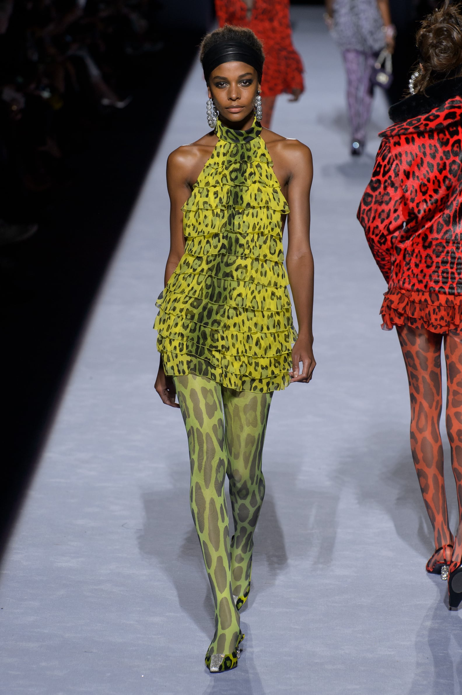 Colored Tights at Fashion Week Fall 2018 | PS Fashion