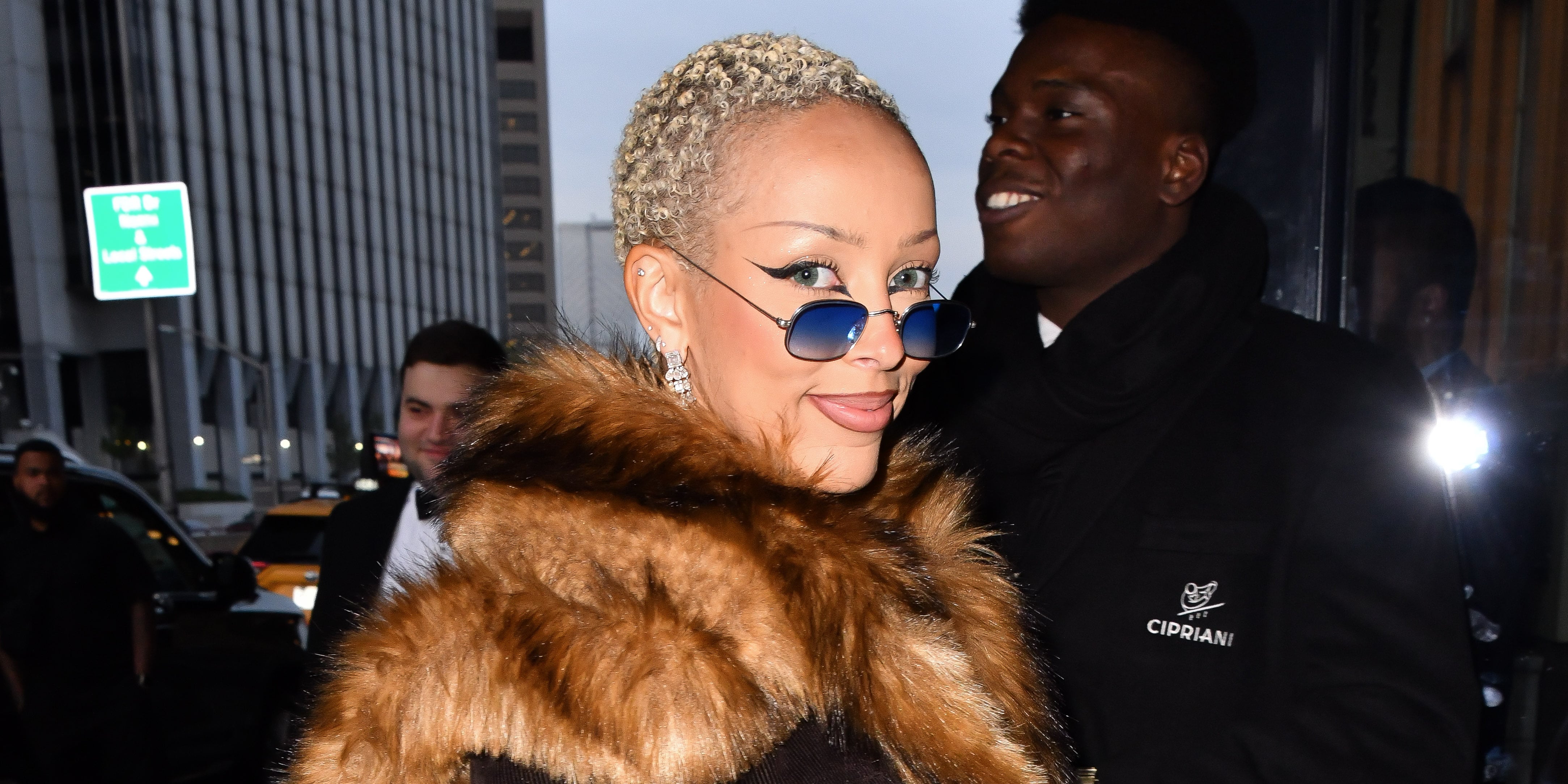 Doja Cat’s Water-Droplet Nails Are Trending | PS Beauty