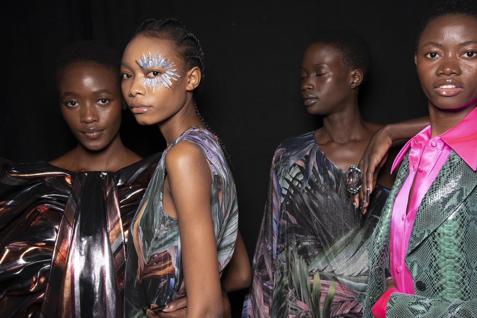 Fall 2020 Hair and Makeup Trends From London | POPSUGAR Beauty