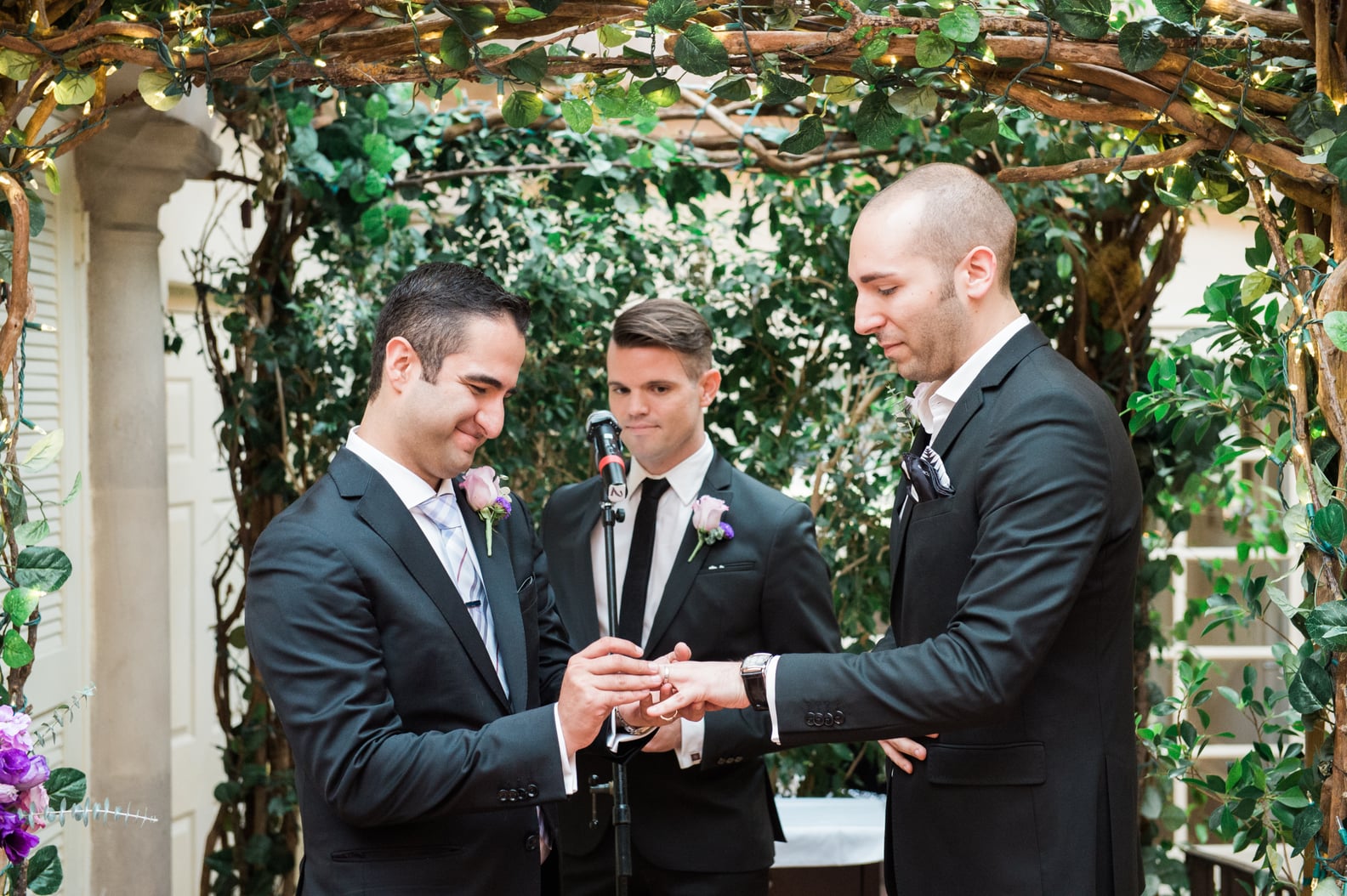 Restaurant Courtyard Wedding | PS Love