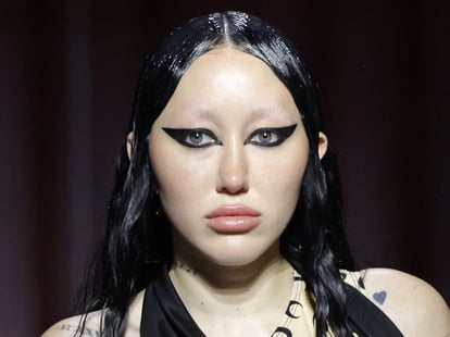 See Noah Cyrus's Diamond Engagement Ring From Pinkus | POPSUGAR Fashion