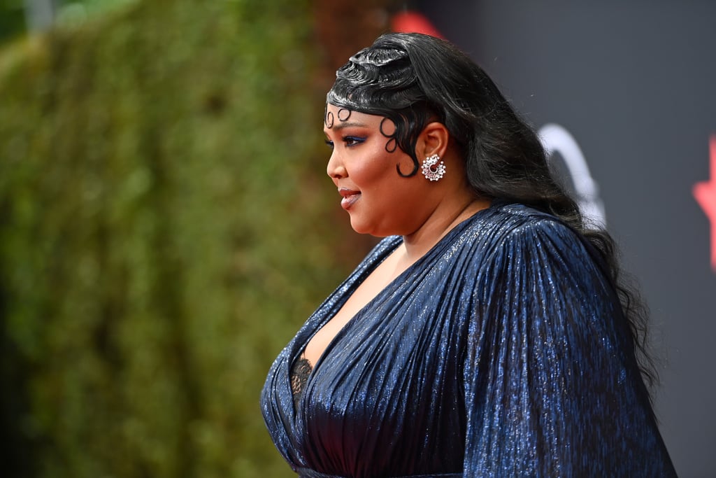 Lizzo's Finger-Wave Mullet Hairstyle at the BET Awards | POPSUGAR Beauty