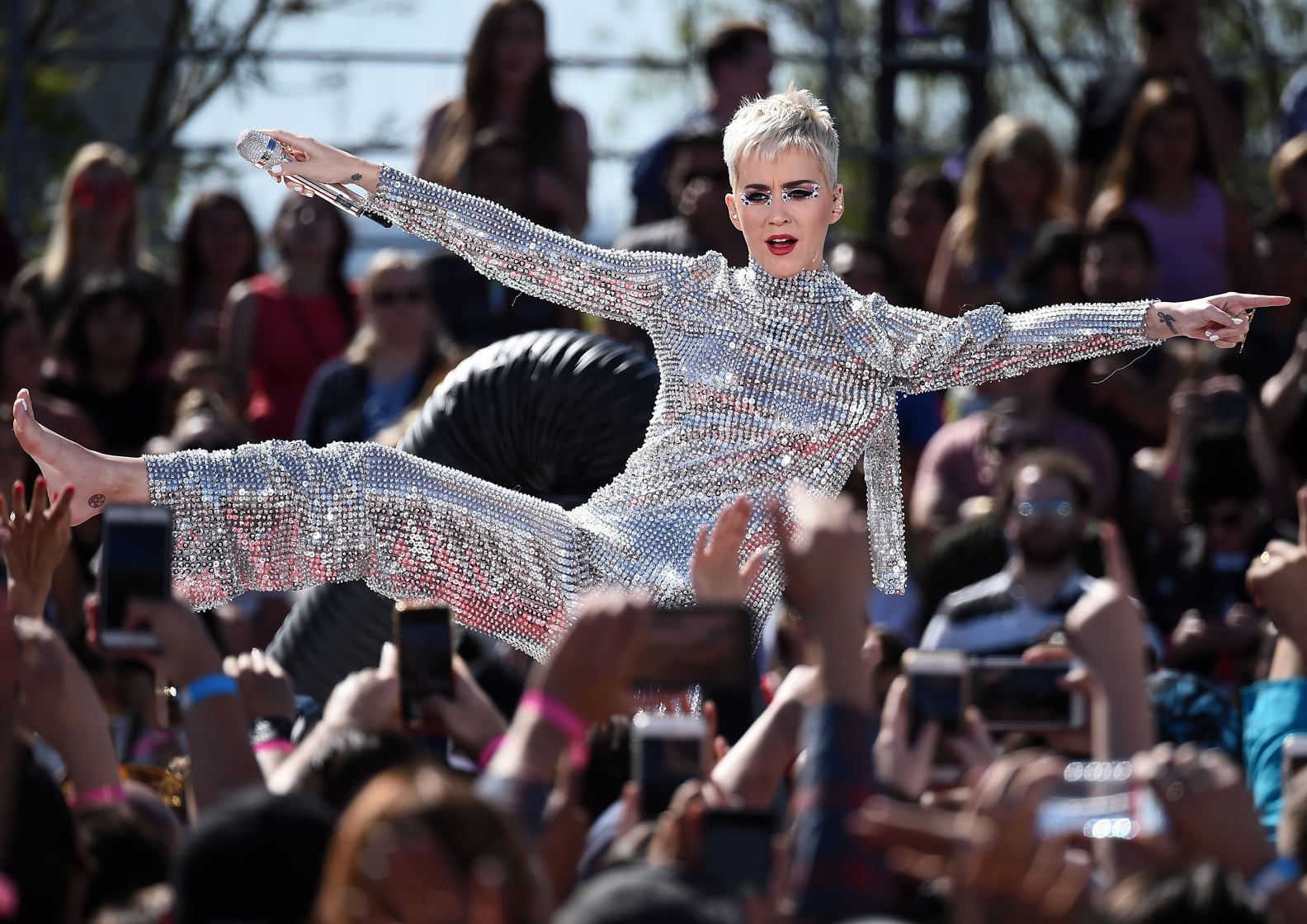 Katy Perry at Witness YouTube Concert in LA June 2017 | PS Celebrity