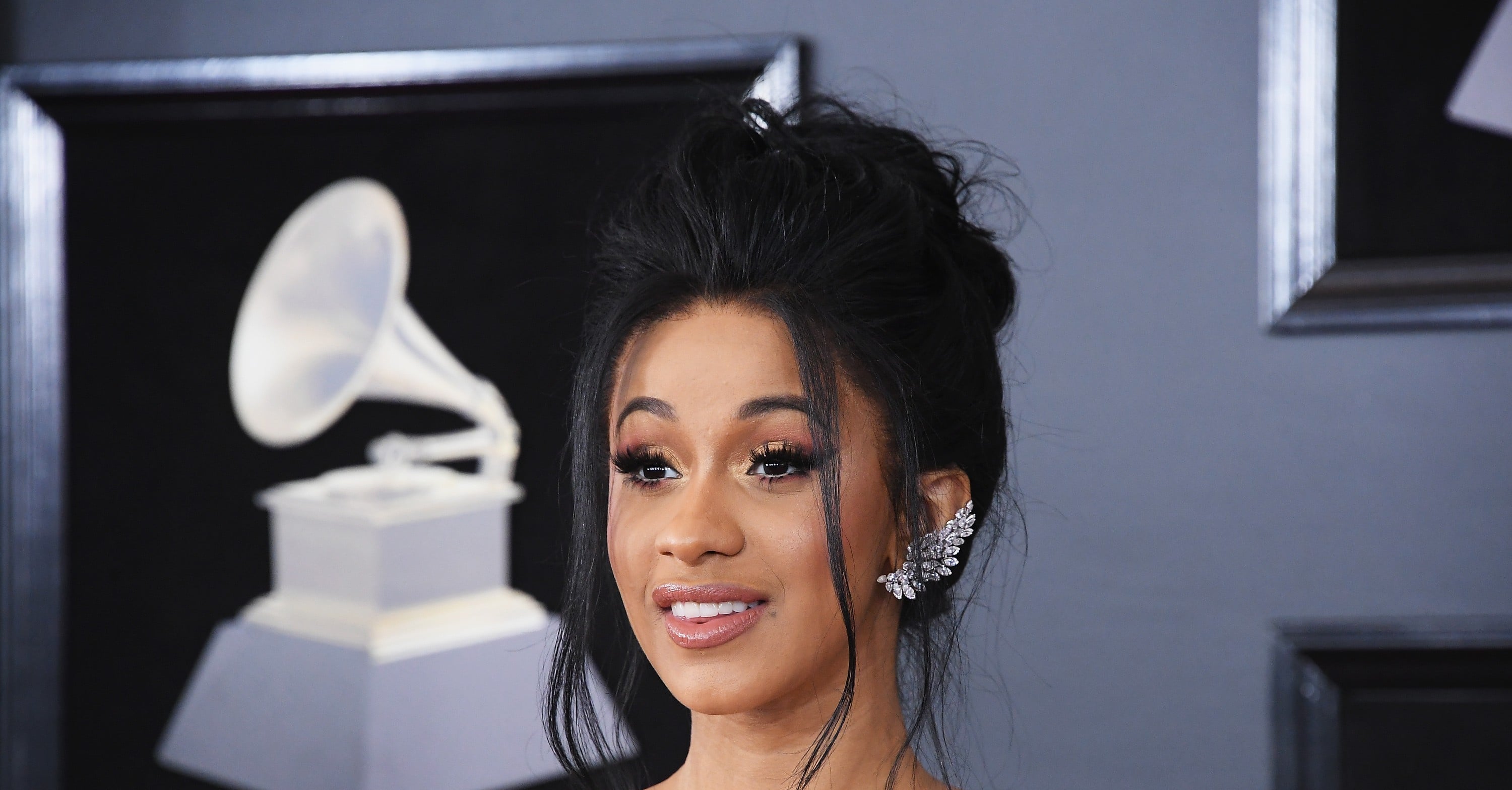 Cardi B Hair and Makeup Grammys 2018 | PS Beauty