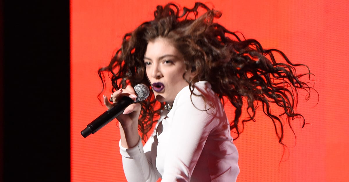 Lorde Dancing at the American Music Awards 2014 | GIFs | POPSUGAR Celebrity