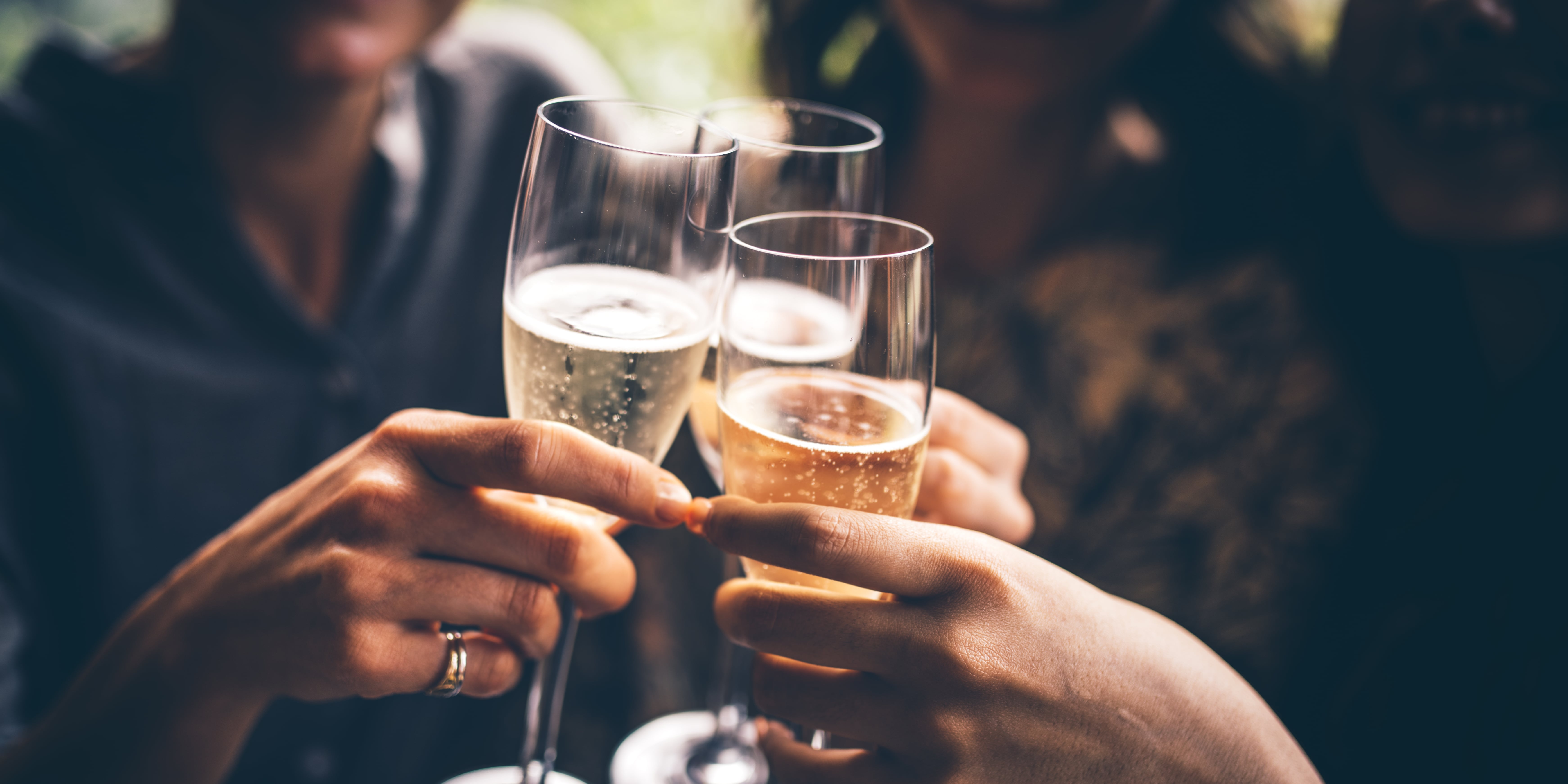 Dry January vs. Damp January: Which Is Right For You? | PS Fitness