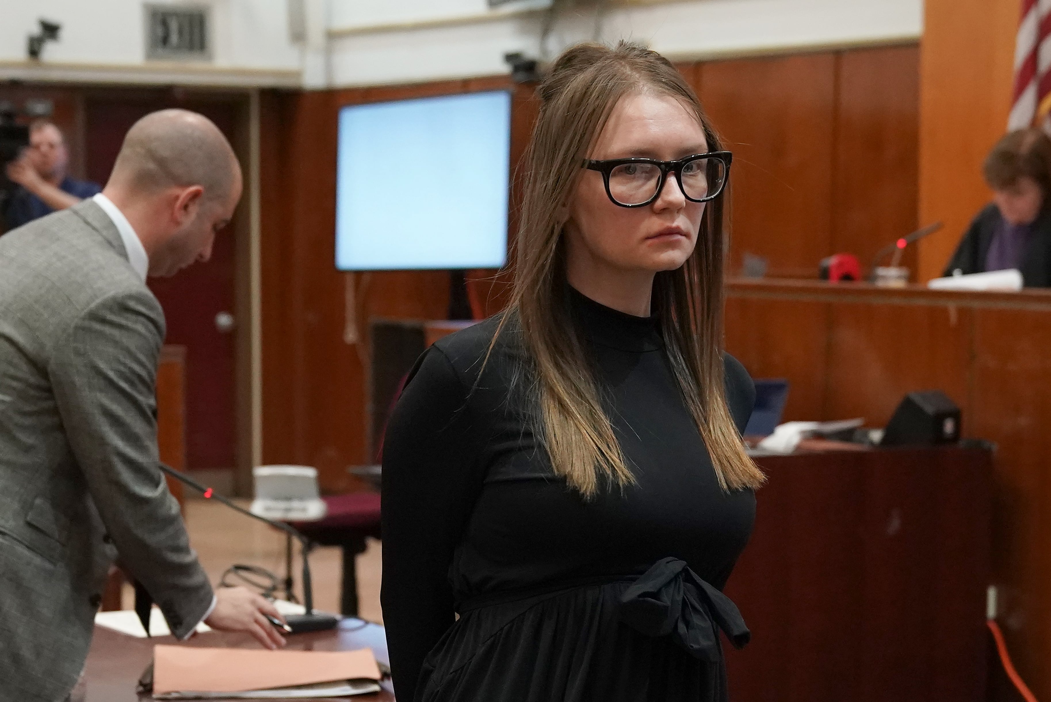 Inventing Anna: Did Anna Delvey Have a Stylist at Her Trial? | POPSUGAR ...