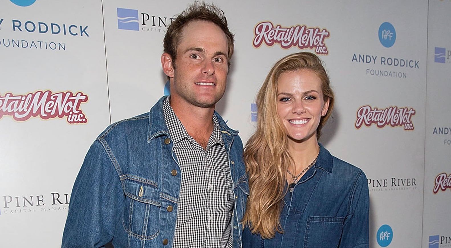 Brooklyn Decker First Photo of Son | PS Celebrity