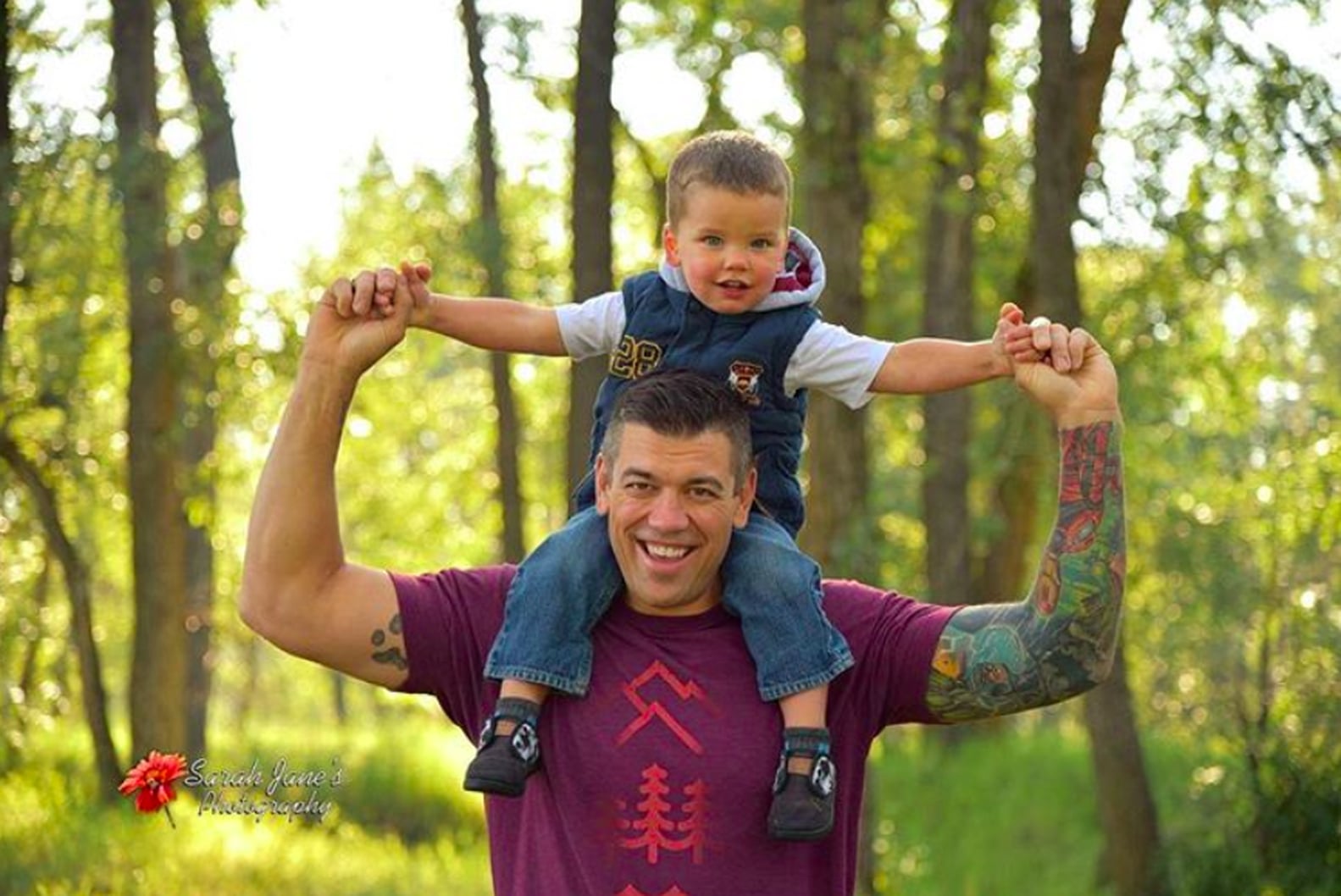Cute Photos of Kids on Dads' Shoulders | PS Family