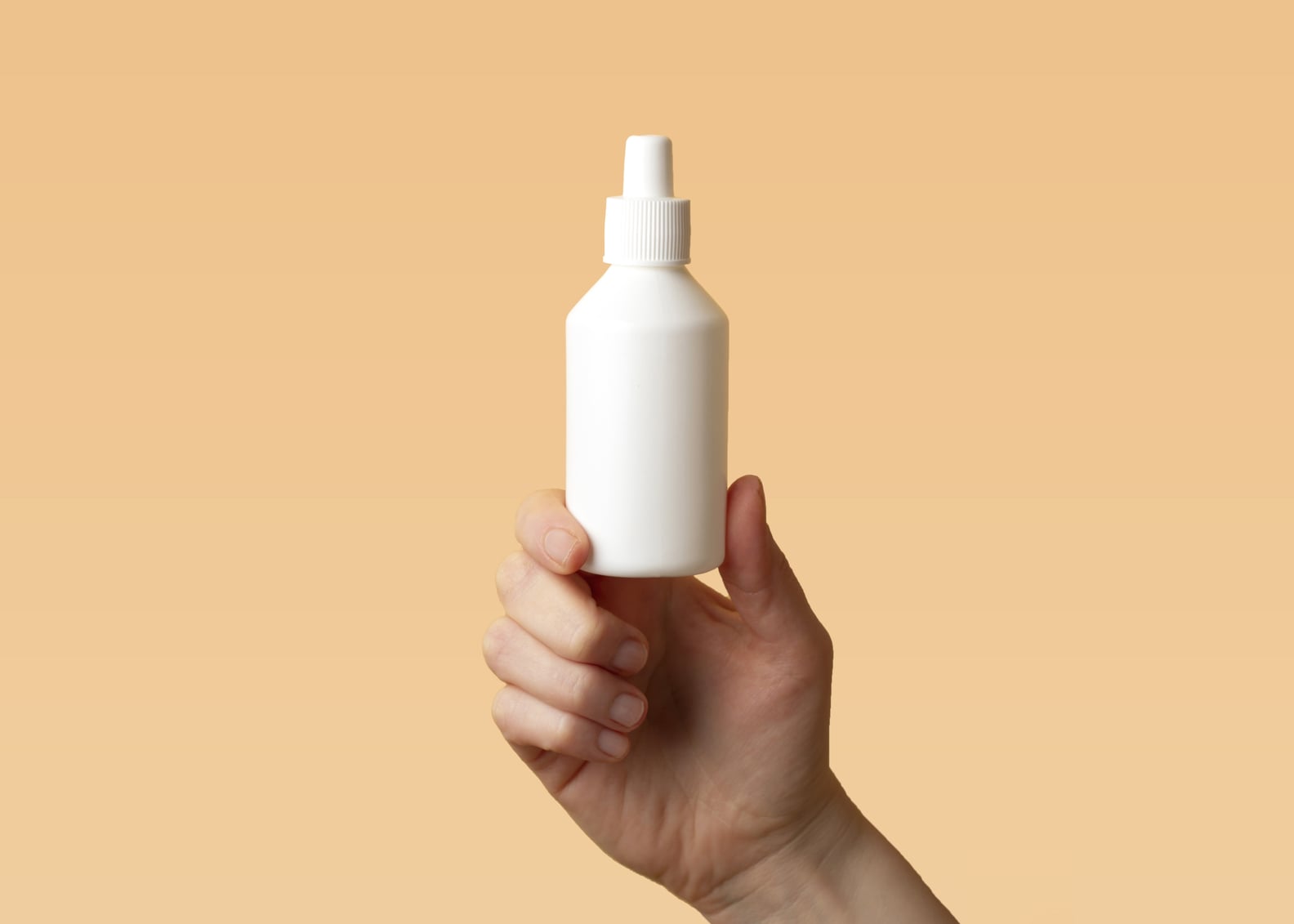 8 Ways to Lighten Dark Hair Without Bleach | PS Beauty