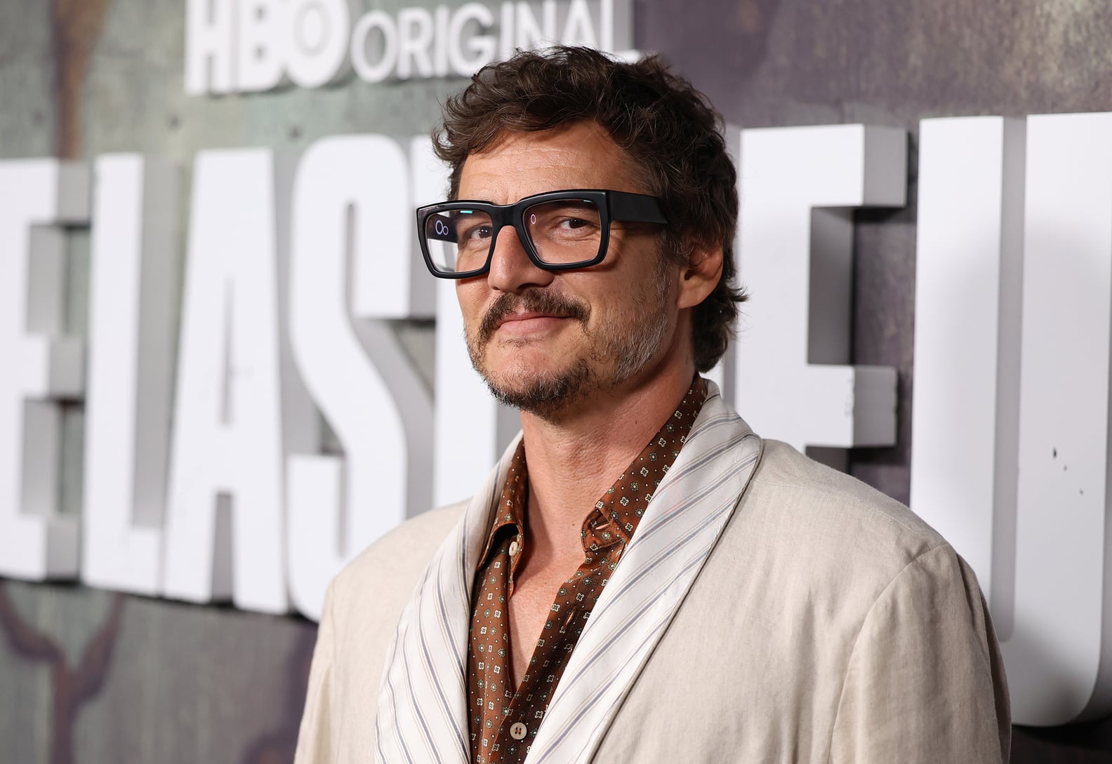 Pedro Pascal's Workout Routine For The Last of Us | POPSUGAR Fitness