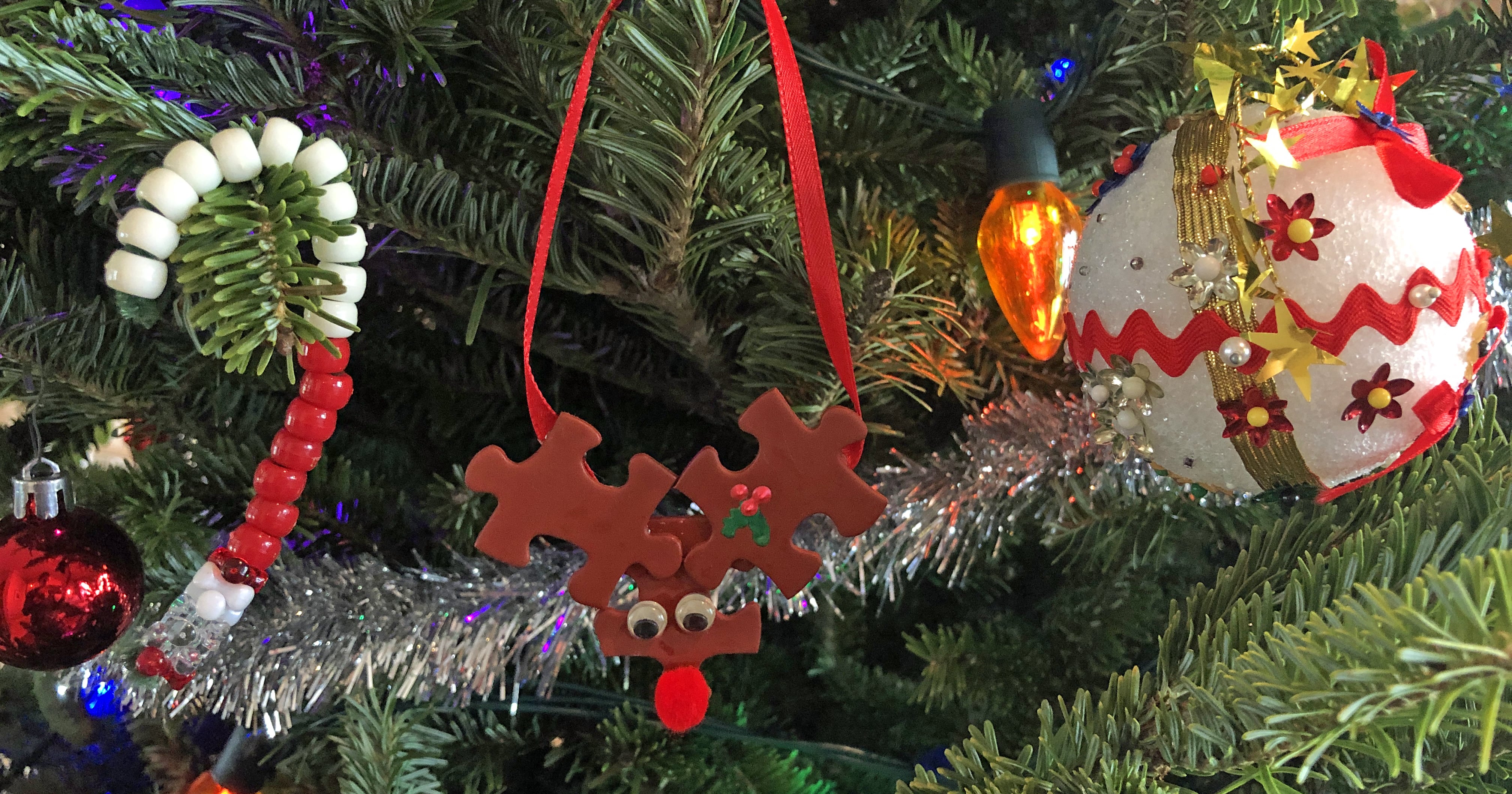 Decorating Family Christmas Tree With Mismatched Ornaments | POPSUGAR ...