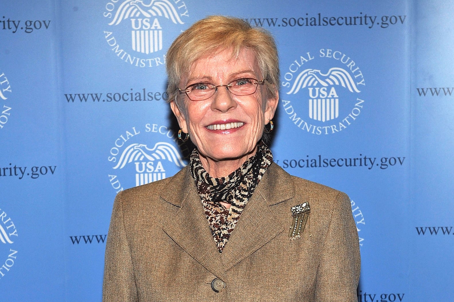 Patty Duke Dies at 69 | PS Entertainment