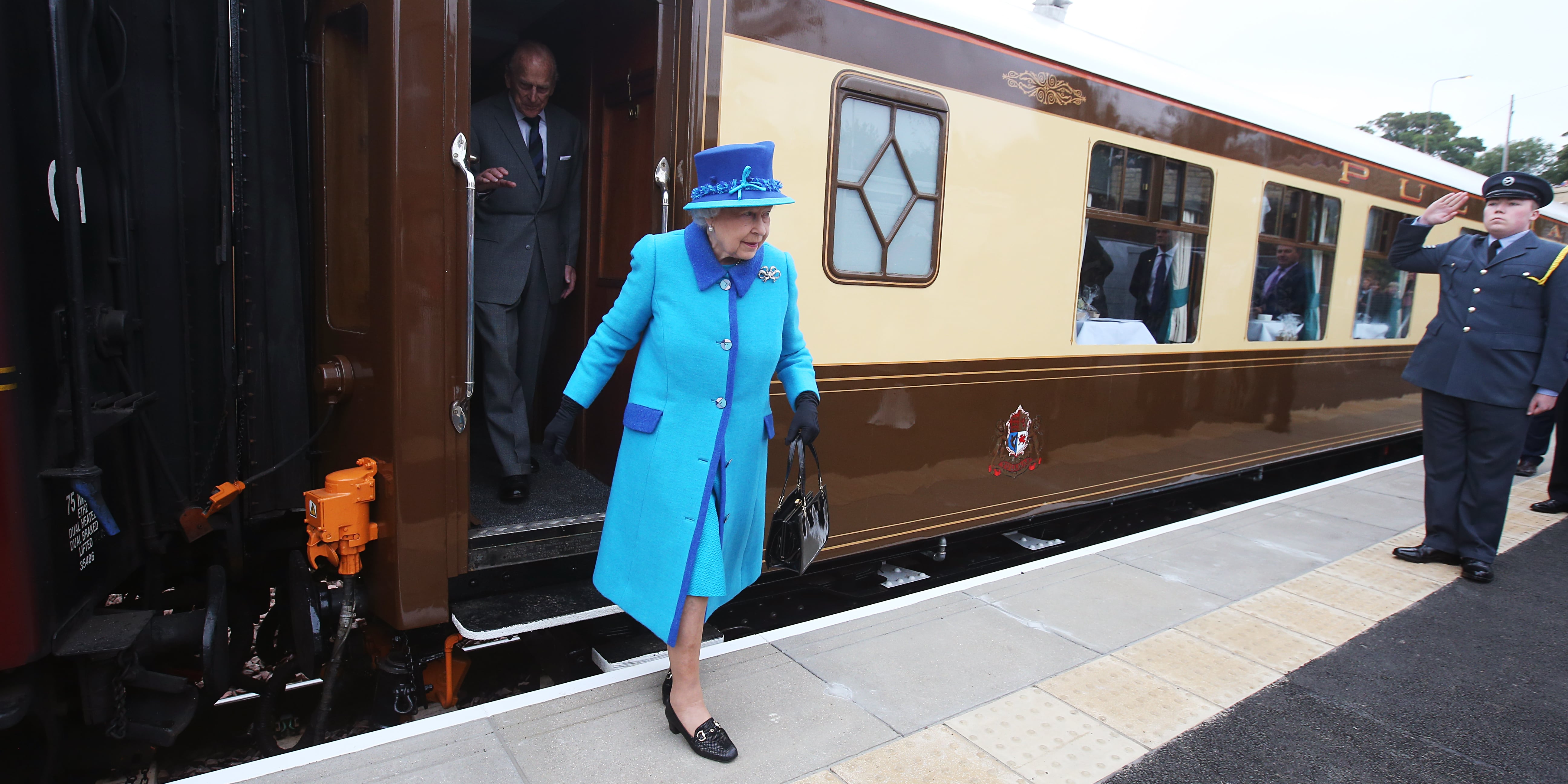 What Does the Queen Bring When She Travels? | PS Celebrity