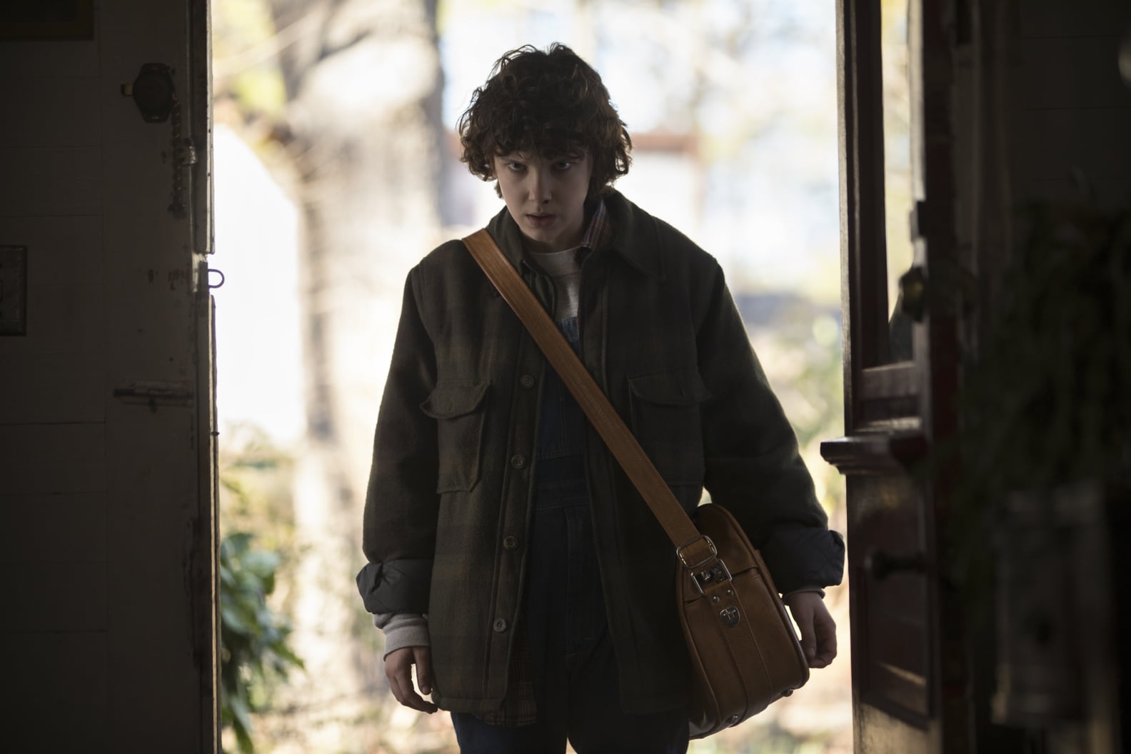 Eleven's Short Hairstyle in Stranger Things Season 3 | PS Beauty