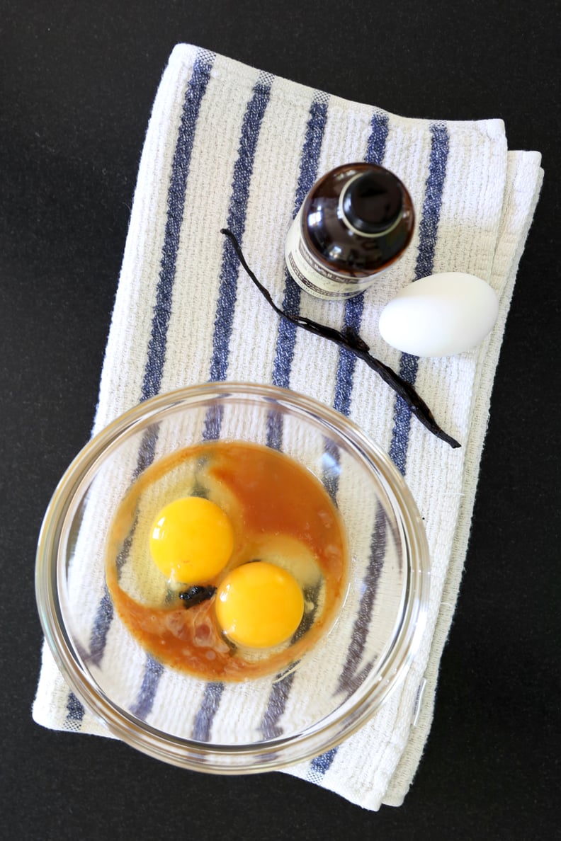 vanilla extract in eggs