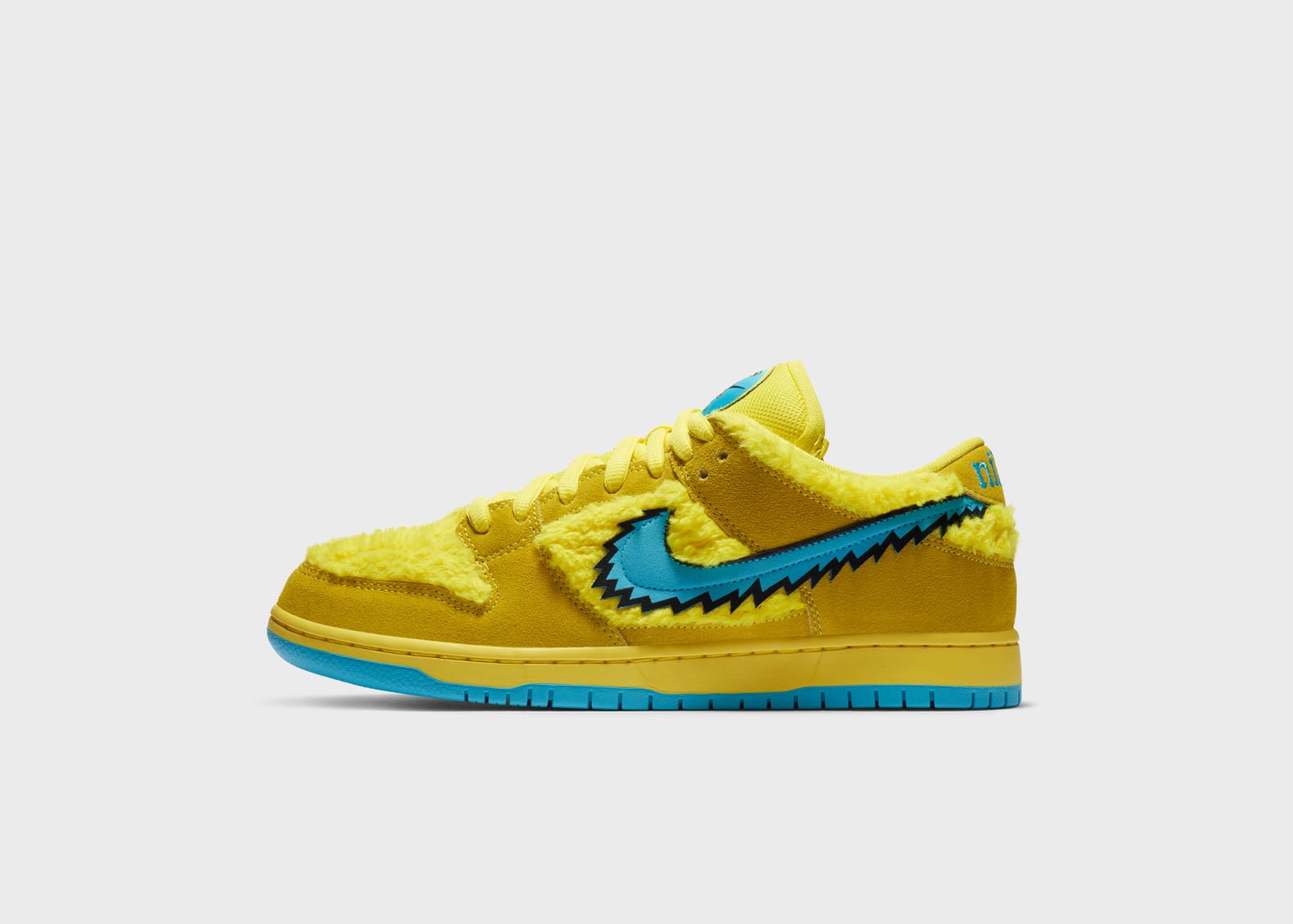 Nike Releases Furry Grateful Dead SB Dunk Low Sneakers | PS Fashion