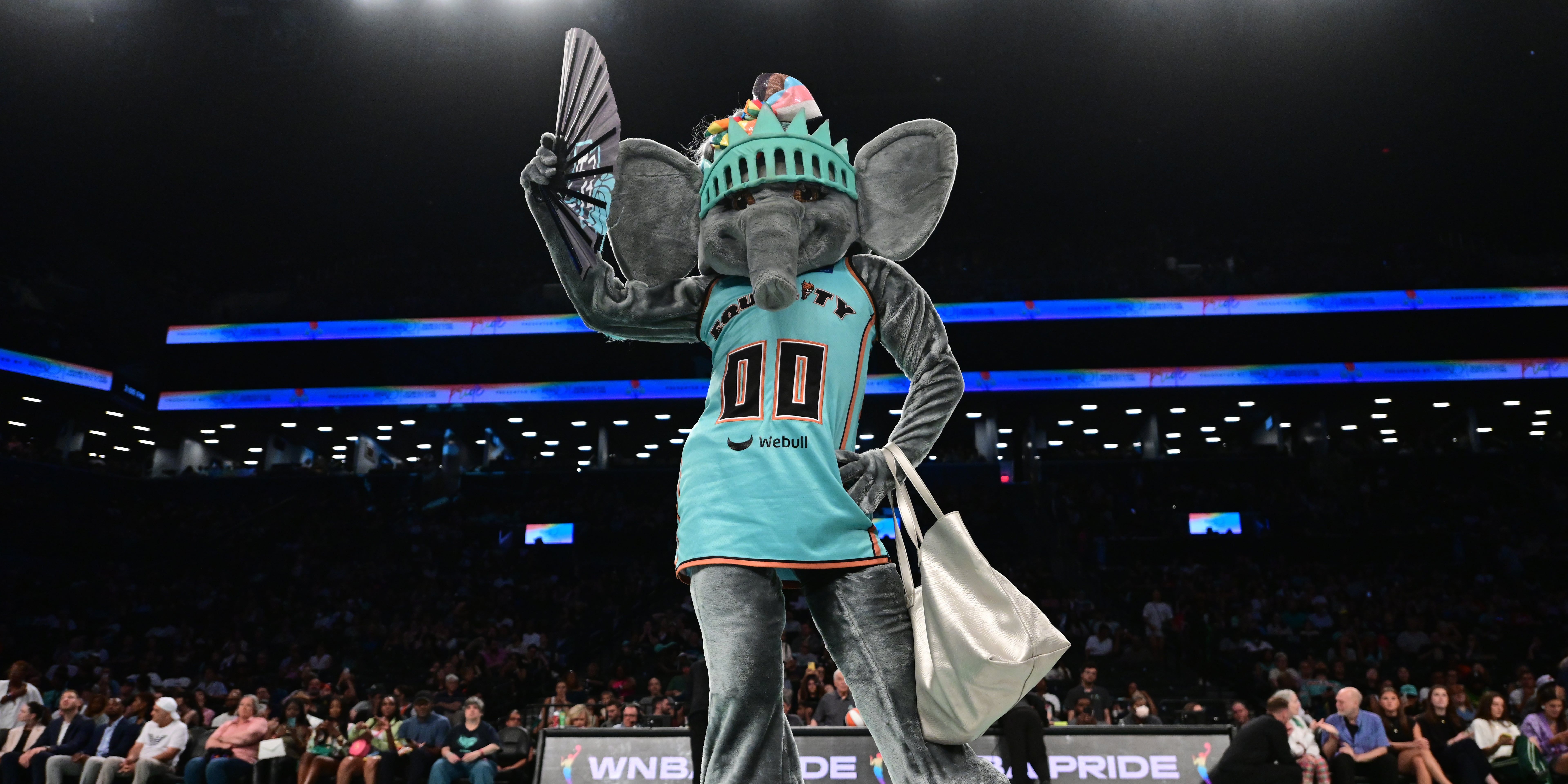 We Chatted With Ellie the Elephant's "Auntie," Criscia Long | PS Fitness