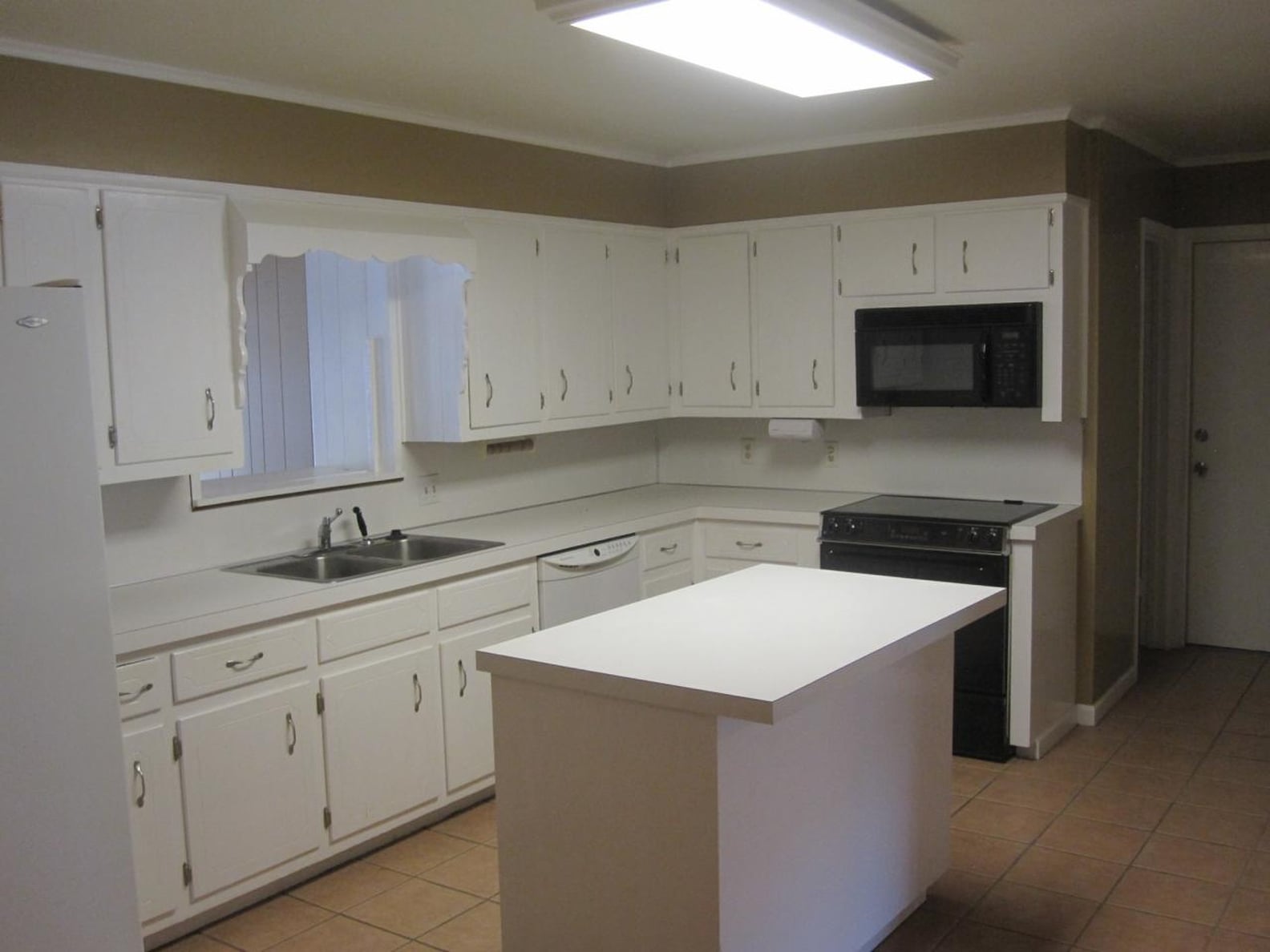 Best Fixer Upper Kitchen Makeovers | POPSUGAR Home