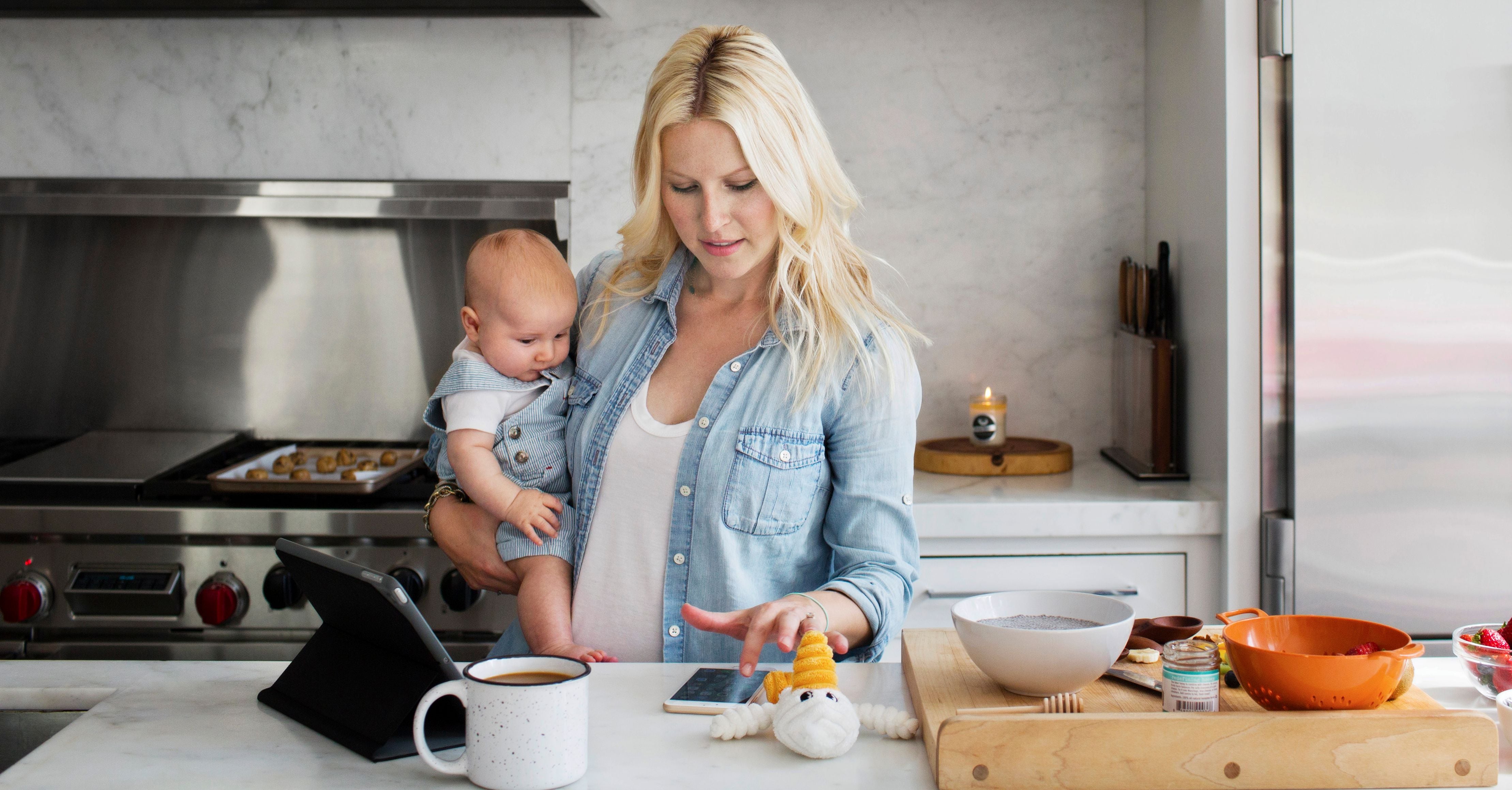 Peanut App For Moms to Make Friends | POPSUGAR Family