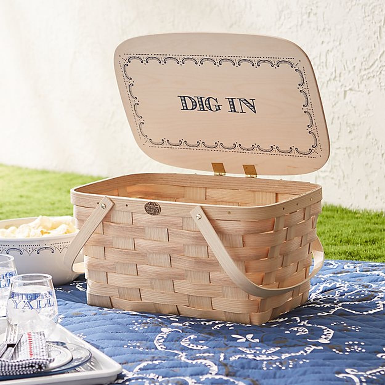 Cute Summer Picnic Baskets | PS Smart Living