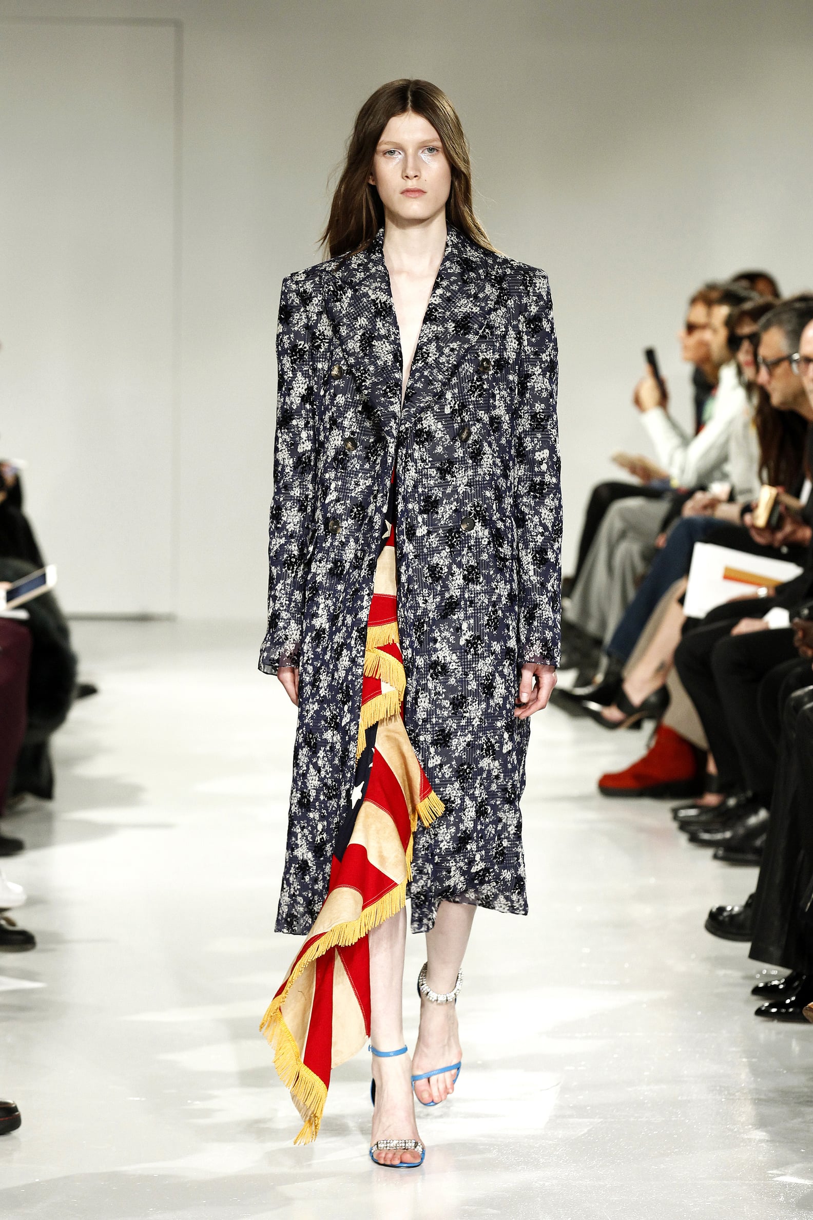 Mismatched Shoe Trend | PS Fashion